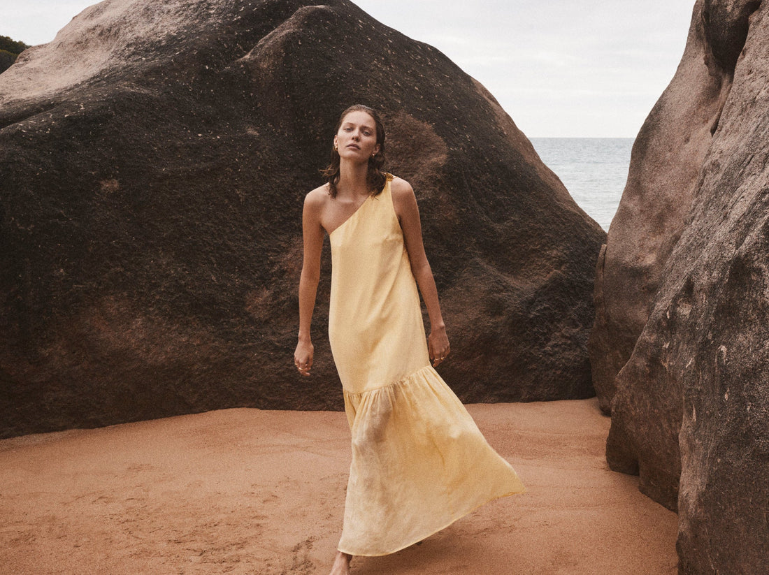 Showcasing gorgeous, wearable clothes for the modern women ...